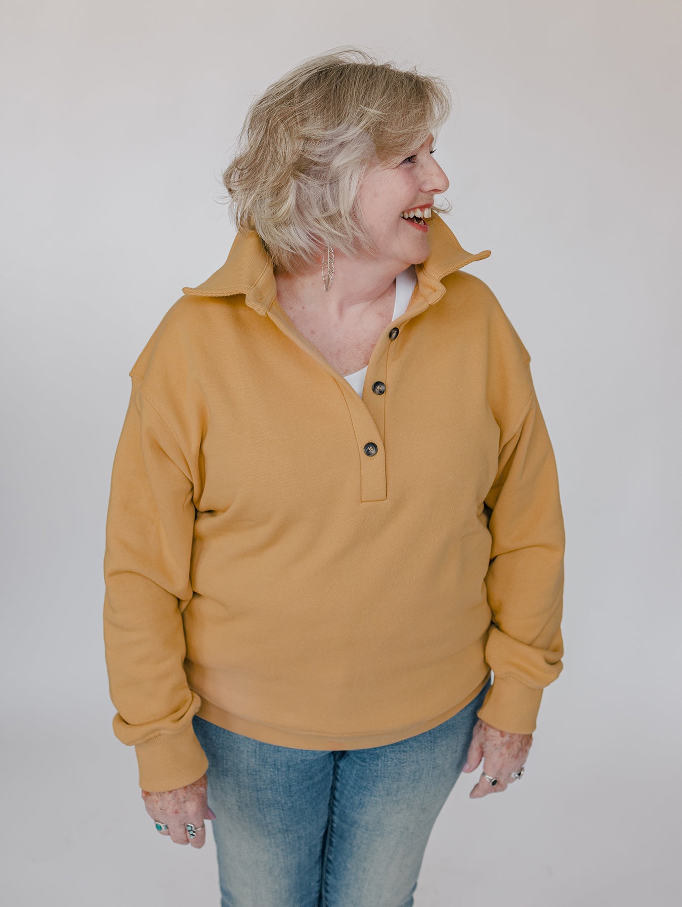 Classic Coastal Sweater – Blondie Apparel